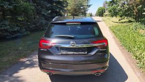 Black Opel Insignia 2014 in Marijampole, with an engine capacity of 1.96 L and mileage of 170 thousand km for 6200 €, photo 6 on AUTOMOTO.COM.LV
