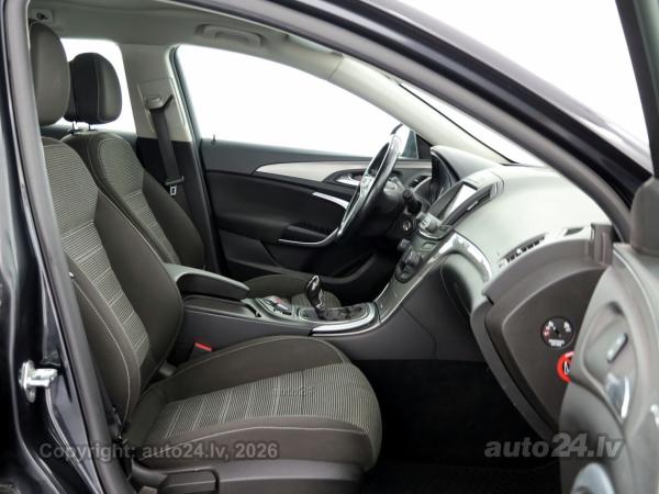 Melns Opel Insignia 2014 Tallina, ar dzinēja tilpumu 2.00 L un nobraukumu 299 tūkst. km par 2999 €, foto 6 vietnē AUTOMOTO.COM.LV