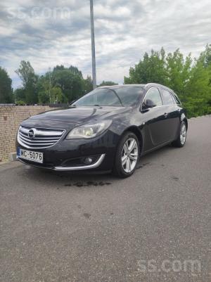 Black Opel Insignia 2014 in Riga, with an engine capacity of 2.00 L and mileage of 393 thousand km for 4300 €, photo 7 on AUTOMOTO.COM.LV