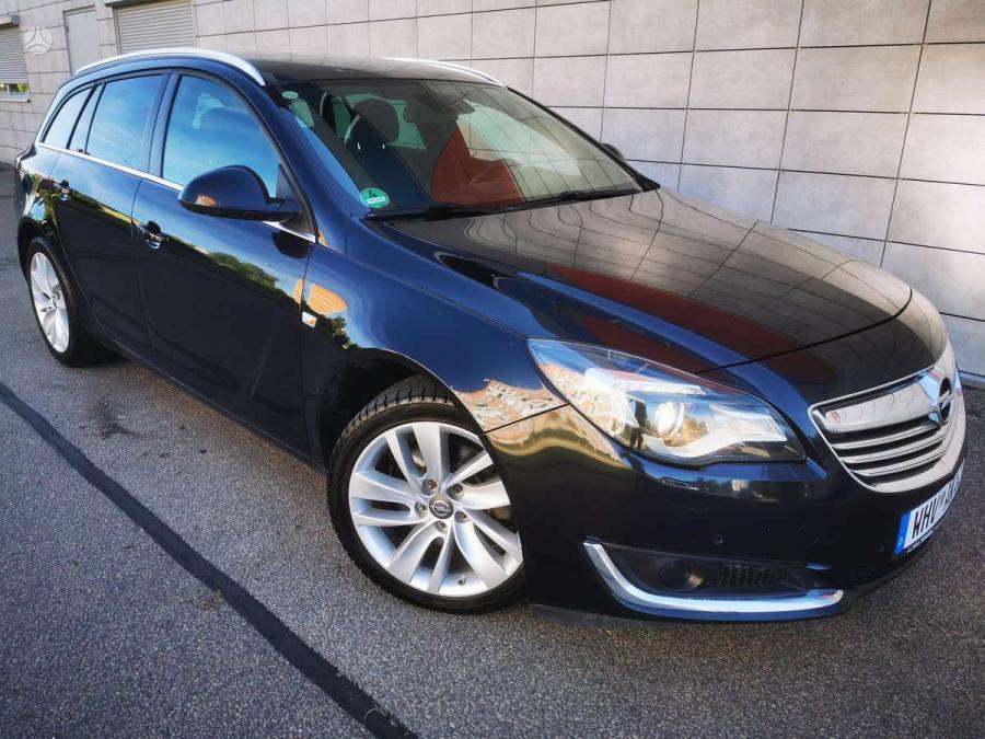 Black Opel Insignia 2014 in Klaipeda, with an engine capacity of 1.96 L and mileage of 224 thousand km for 5880 €, photo 4 on AUTOMOTO.COM.LV