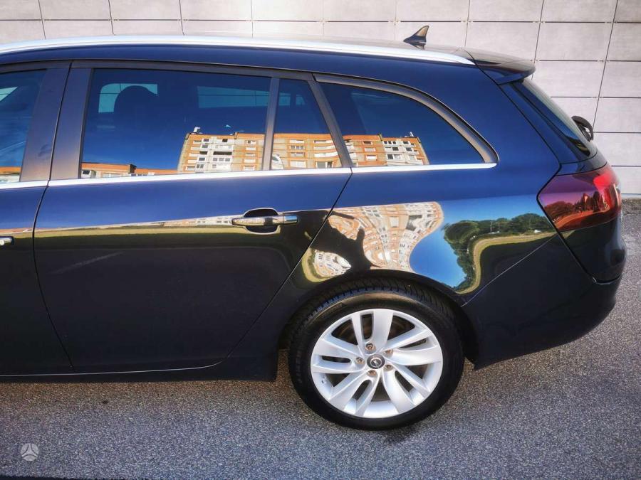 Black Opel Insignia 2014 in Klaipeda, with an engine capacity of 1.96 L and mileage of 224 thousand km for 5880 €, photo 13 on AUTOMOTO.COM.LV