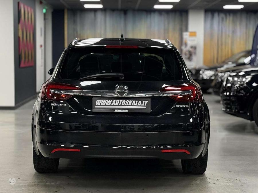 Black Opel Insignia 2014 in Klaipeda, with an engine capacity of 1.96 L and mileage of 283 thousand km for 6450 €, photo 18 on AUTOMOTO.COM.LV