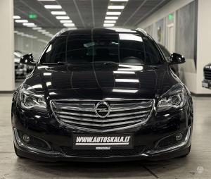 Black Opel Insignia 2014 in Klaipeda, with an engine capacity of 1.96 L and mileage of 283 thousand km for 6450 €, photo 23 on AUTOMOTO.COM.LV
