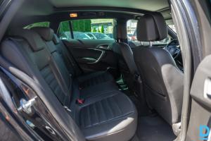 Black Opel Insignia 2014 in Liepaja, with an engine capacity of 2.00 L and mileage of 320 thousand km for 6500 €, photo 10 on AUTOMOTO.COM.LV