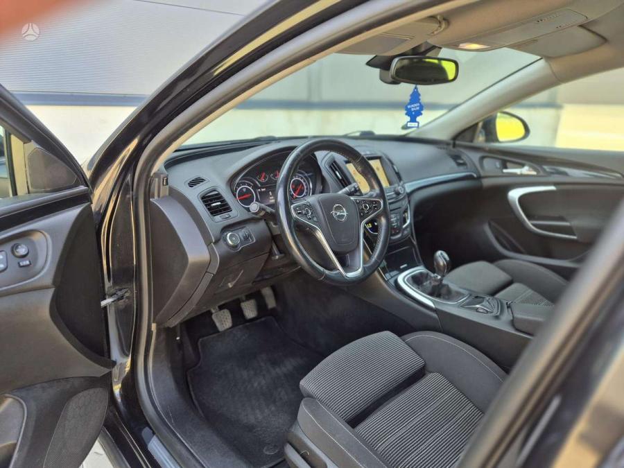 Melns Opel Insignia 2014 Šauļi, ar dzinēja tilpumu 1.96 L un nobraukumu 255 tūkst. km par 4200 €, foto 6 vietnē AUTOMOTO.COM.LV