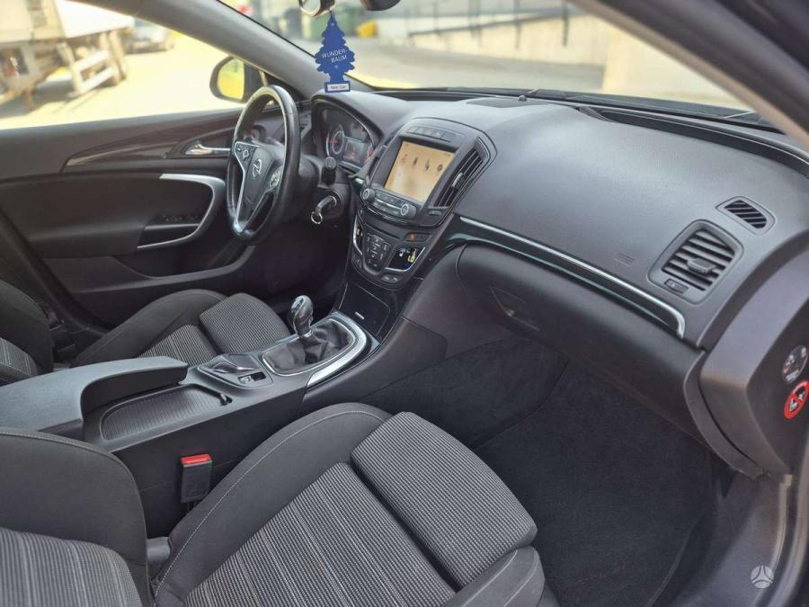 Melns Opel Insignia 2014 Šauļi, ar dzinēja tilpumu 1.96 L un nobraukumu 255 tūkst. km par 4200 €, foto 7 vietnē AUTOMOTO.COM.LV