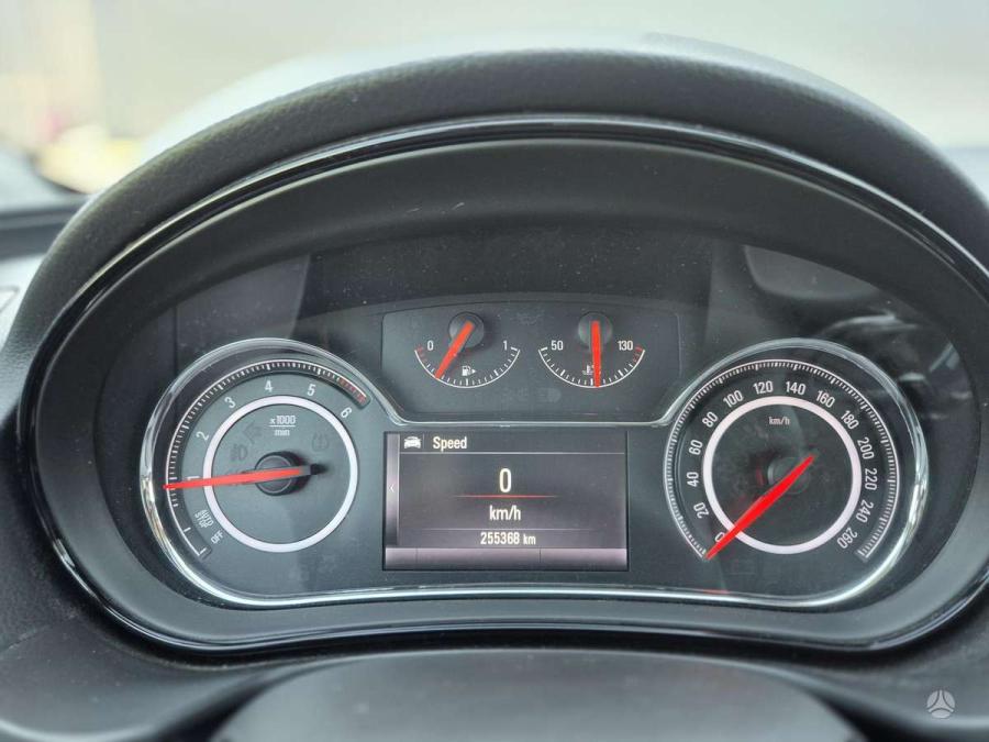 Melns Opel Insignia 2014 Šauļi, ar dzinēja tilpumu 1.96 L un nobraukumu 255 tūkst. km par 4200 €, foto 11 vietnē AUTOMOTO.COM.LV