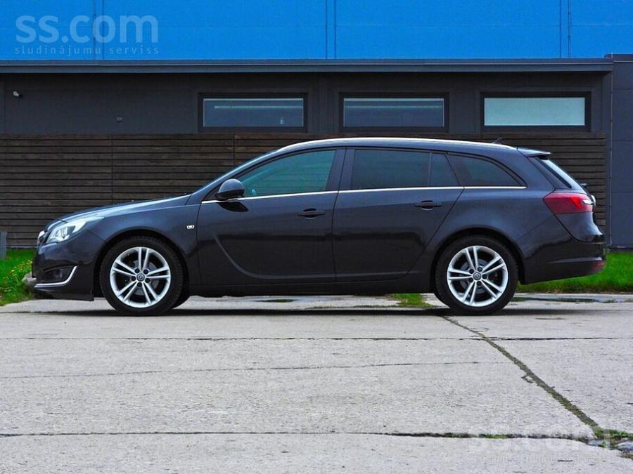 Black Opel Insignia 2014 in Riga, with an engine capacity of 2.00 L and mileage of 249 thousand km for 6290 €, photo 5 on AUTOMOTO.COM.LV