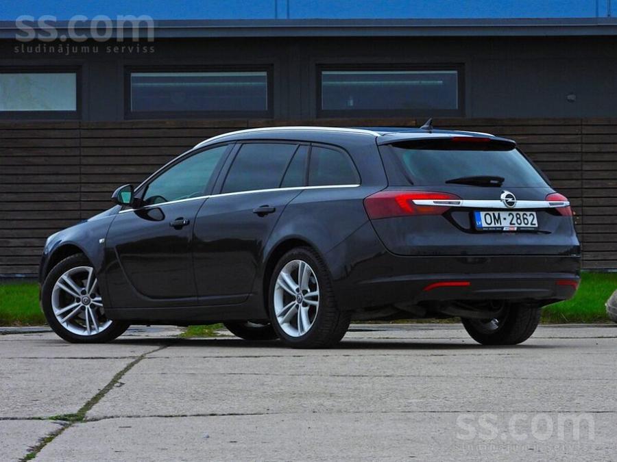 Black Opel Insignia 2014 in Riga, with an engine capacity of 2.00 L and mileage of 249 thousand km for 6290 €, photo 6 on AUTOMOTO.COM.LV