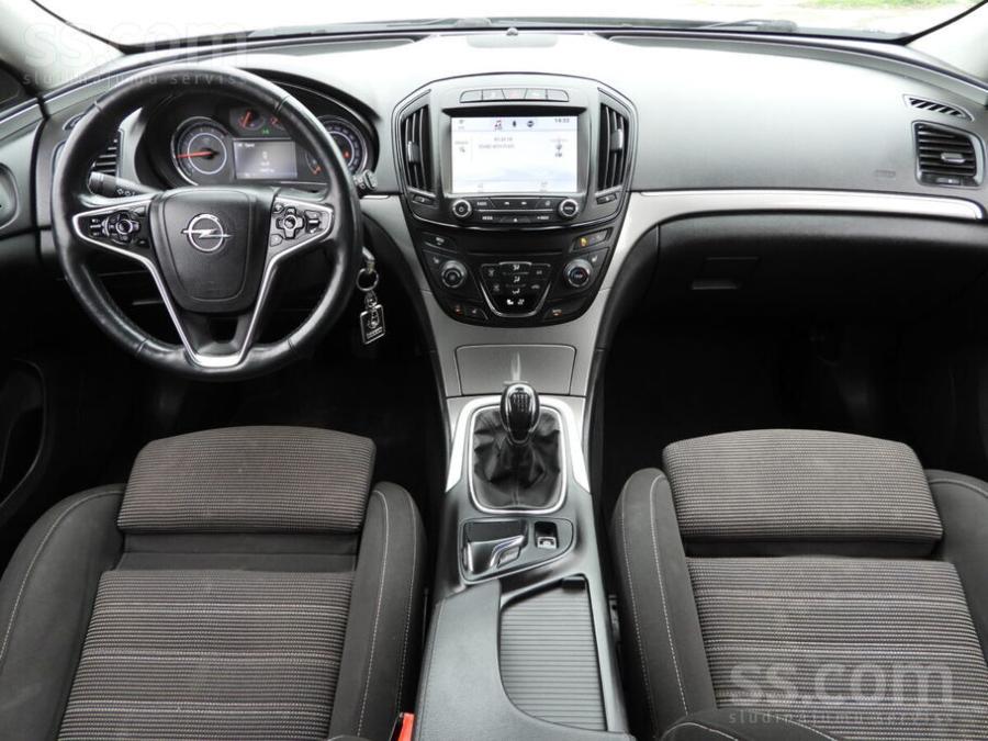 Black Opel Insignia 2014 in Riga, with an engine capacity of 2.00 L and mileage of 249 thousand km for 6290 €, photo 11 on AUTOMOTO.COM.LV