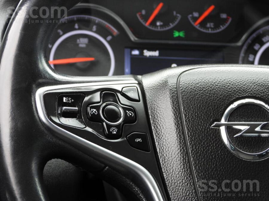 Black Opel Insignia 2014 in Riga, with an engine capacity of 2.00 L and mileage of 249 thousand km for 6290 €, photo 25 on AUTOMOTO.COM.LV