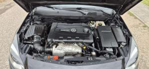 Black Opel Insignia 2014 in Marijampole, with an engine capacity of 1.96 L and mileage of 241 thousand km for 5100 €, photo 9 on AUTOMOTO.COM.LV