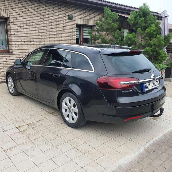 Melns Opel Insignia 2014 Klaipėda, ar dzinēja tilpumu 1.96 L un nobraukumu 181 tūkst. km par 5950 €, foto 4 vietnē AUTOMOTO.COM.LV