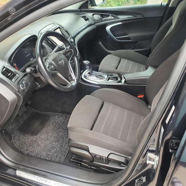 Melns Opel Insignia 2014 Klaipėda, ar dzinēja tilpumu 1.96 L un nobraukumu 181 tūkst. km par 5950 €, foto 7 vietnē AUTOMOTO.COM.LV