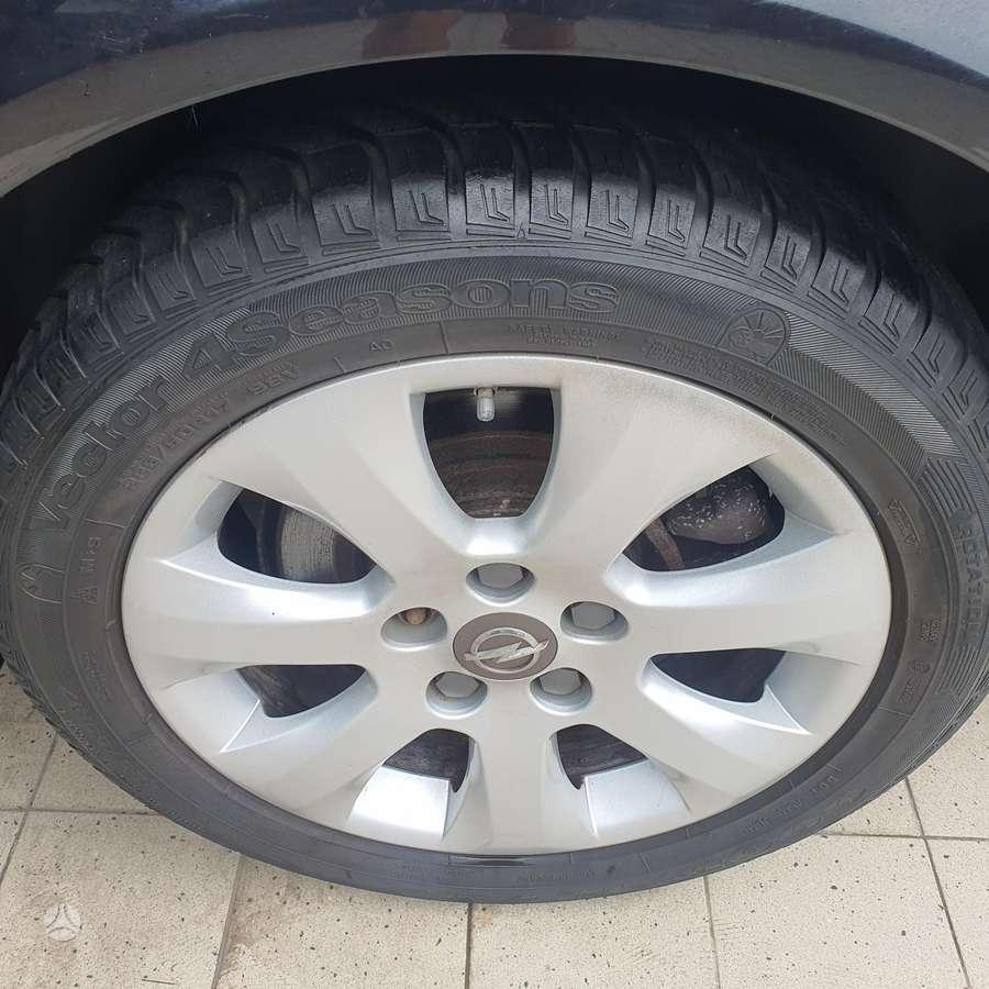 Melns Opel Insignia 2014 Klaipėda, ar dzinēja tilpumu 1.96 L un nobraukumu 181 tūkst. km par 5950 €, foto 25 vietnē AUTOMOTO.COM.LV