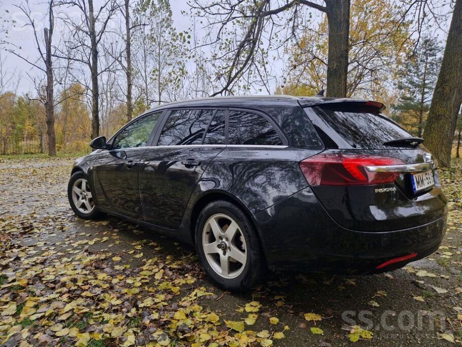 Melns Opel Insignia 2014 Liepāja, ar dzinēja tilpumu 2.00 L un nobraukumu 275 tūkst. km par 4490 €, foto 5 vietnē AUTOMOTO.COM.LV