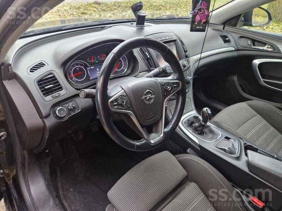 Melns Opel Insignia 2014 Liepāja, ar dzinēja tilpumu 2.00 L un nobraukumu 275 tūkst. km par 4490 €, foto 12 vietnē AUTOMOTO.COM.LV