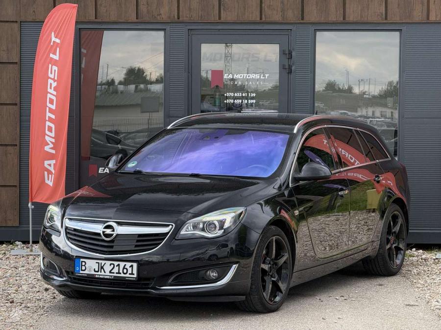 Black Opel Insignia 2014 in Vilnius, with an engine capacity of 1.96 L and mileage of 189 thousand km for 7000 €, photo 1 on AUTOMOTO.COM.LV