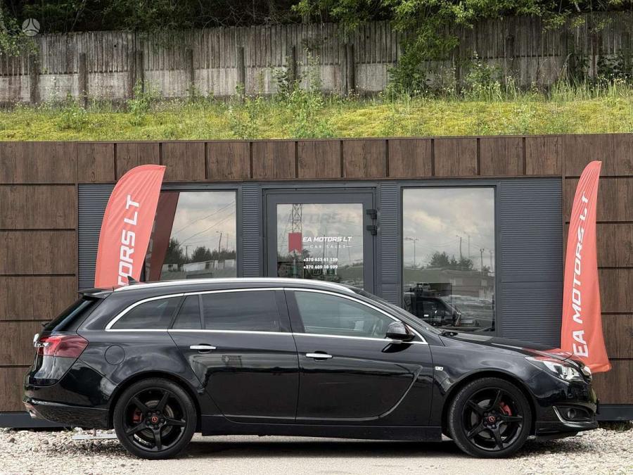 Black Opel Insignia 2014 in Vilnius, with an engine capacity of 1.96 L and mileage of 189 thousand km for 7000 €, photo 5 on AUTOMOTO.COM.LV
