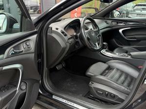 Black Opel Insignia 2014 in Vilnius, with an engine capacity of 1.96 L and mileage of 189 thousand km for 7000 €, photo 10 on AUTOMOTO.COM.LV