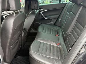 Black Opel Insignia 2014 in Vilnius, with an engine capacity of 1.96 L and mileage of 189 thousand km for 7000 €, photo 18 on AUTOMOTO.COM.LV