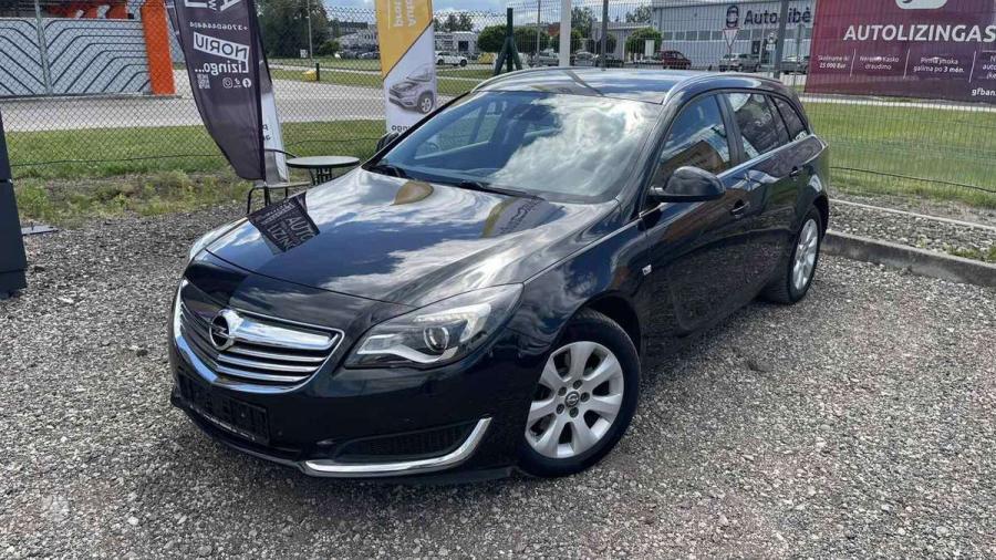 Black Opel Insignia 2014 in Marijampole, with an engine capacity of 1.96 L and mileage of 241 thousand km for 5650 €, photo 1 on AUTOMOTO.COM.LV
