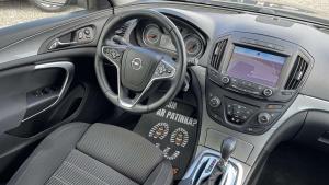 Black Opel Insignia 2014 in Marijampole, with an engine capacity of 1.96 L and mileage of 241 thousand km for 5650 €, photo 3 on AUTOMOTO.COM.LV