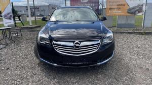 Black Opel Insignia 2014 in Marijampole, with an engine capacity of 1.96 L and mileage of 241 thousand km for 5650 €, photo 9 on AUTOMOTO.COM.LV