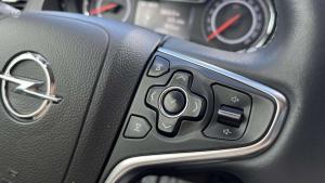 Black Opel Insignia 2014 in Marijampole, with an engine capacity of 1.96 L and mileage of 241 thousand km for 5650 €, photo 19 on AUTOMOTO.COM.LV