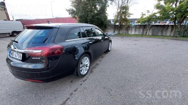 Melns Opel Insignia 2014 Rīga, ar dzinēja tilpumu 2.00 L un nobraukumu 265 tūkst. km par 4500 €, foto 9 vietnē AUTOMOTO.COM.LV