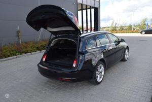 Black Opel Insignia 2014 in Vilnius, with an engine capacity of 1.96 L and mileage of 241 thousand km for 4750 €, photo 23 on AUTOMOTO.COM.LV