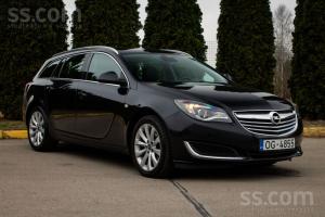 Black Opel Insignia 2014 in Jelgava, with an engine capacity of 2.00 L and mileage of 304 thousand km for 4900 €, photo  on AUTOMOTO.COM.LV