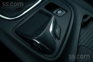 Black Opel Insignia 2014 in Jelgava, with an engine capacity of 2.00 L and mileage of 304 thousand km for 4900 €, photo 15 on AUTOMOTO.COM.LV