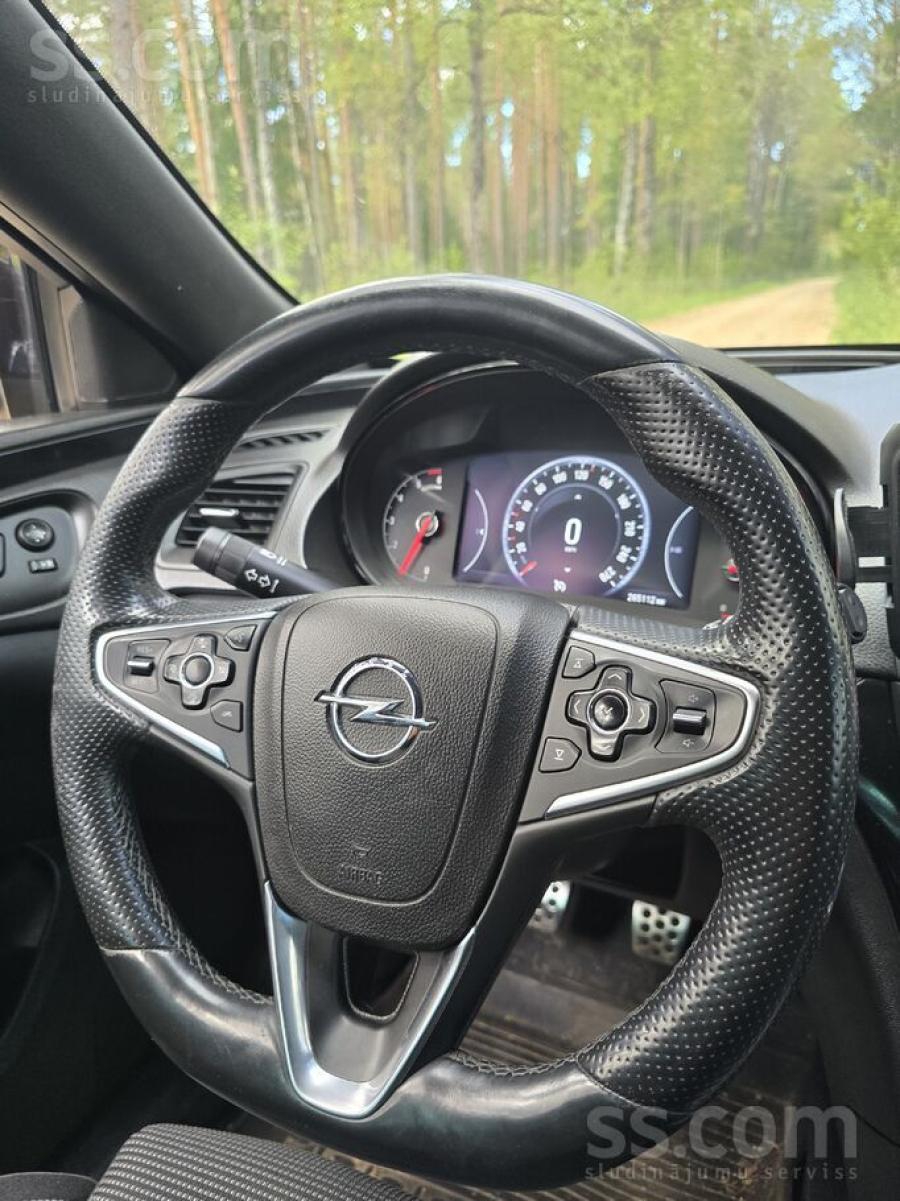 Melns Opel Insignia 2014 Rīga, ar dzinēja tilpumu 2.00 L un nobraukumu 265 tūkst. km par 3700 €, foto 8 vietnē AUTOMOTO.COM.LV