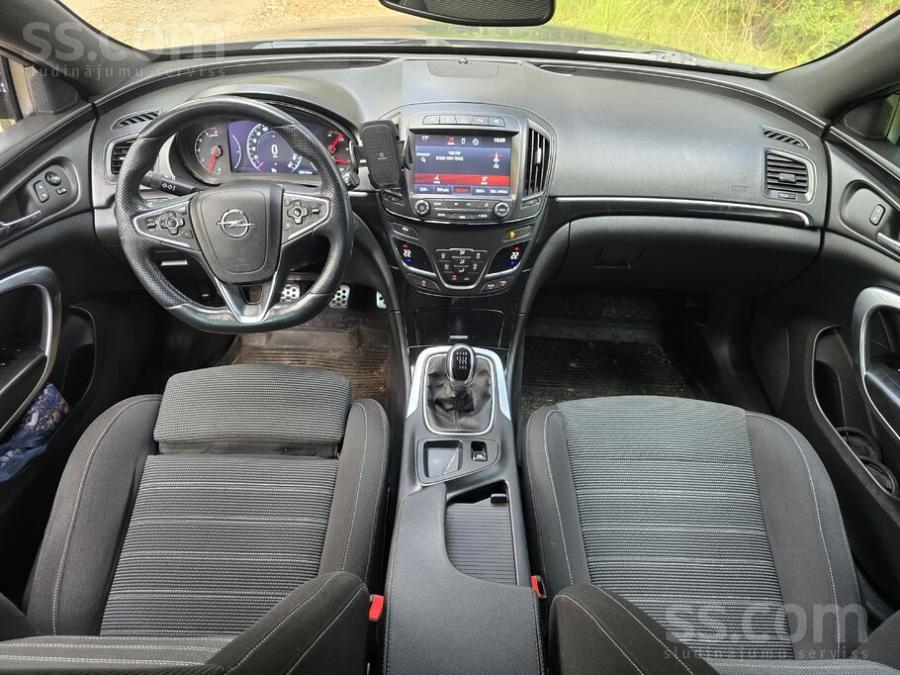 Melns Opel Insignia 2014 Rīga, ar dzinēja tilpumu 2.00 L un nobraukumu 265 tūkst. km par 3700 €, foto 9 vietnē AUTOMOTO.COM.LV