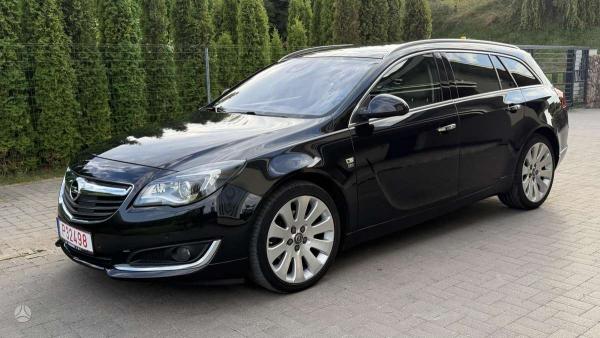 Black Opel Insignia 2014 in Alytus, with an engine capacity of 1.96 L and mileage of 188 thousand km for 5900 €, photo 1 on AUTOMOTO.COM.LV