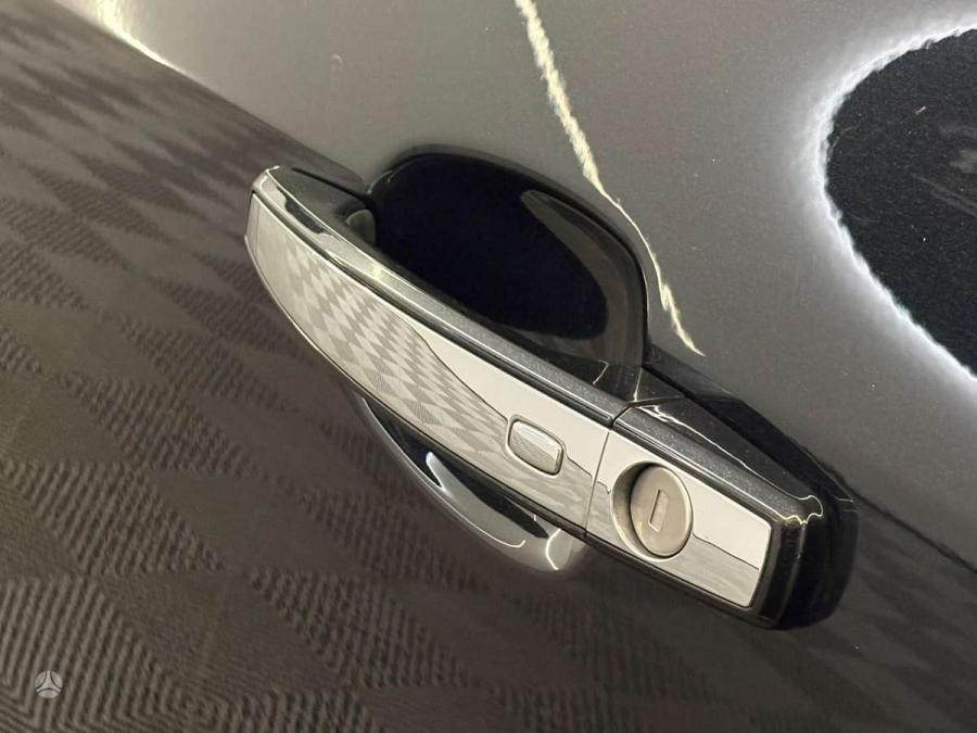 Melns Opel Insignia 2014 Marijampole, ar dzinēja tilpumu 1.96 L un nobraukumu 280 tūkst. km par 6250 €, foto 9 vietnē AUTOMOTO.COM.LV