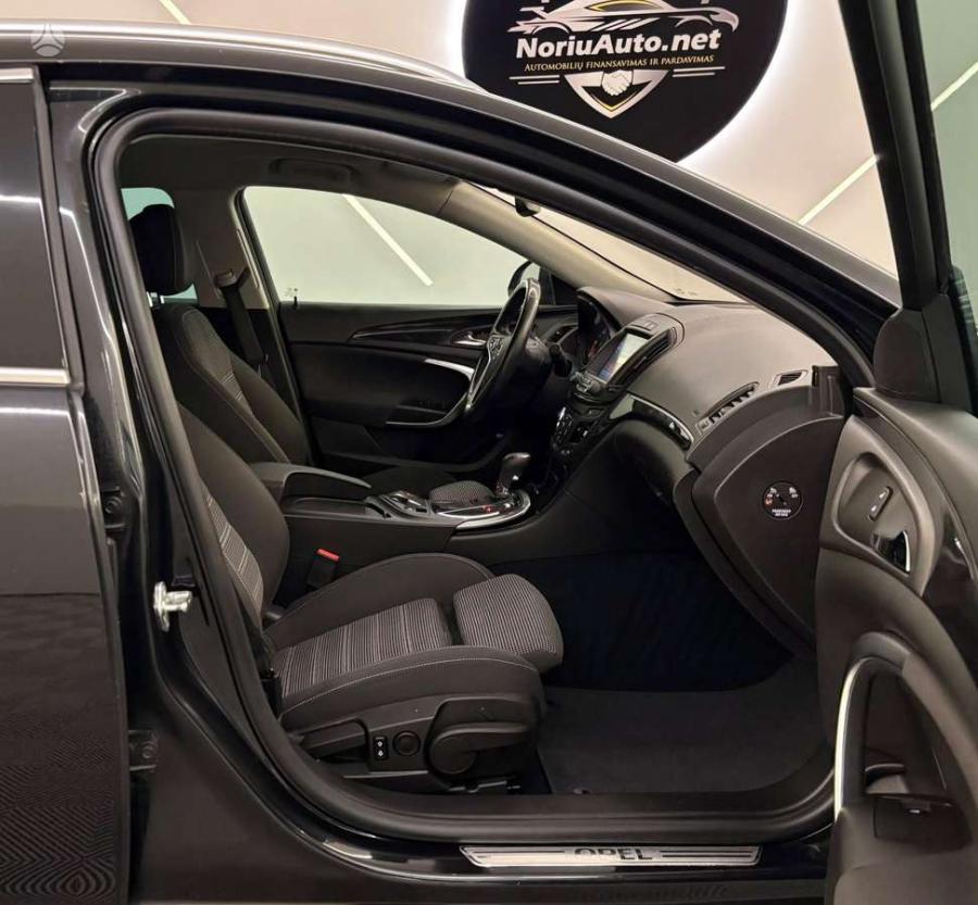 Melns Opel Insignia 2014 Marijampole, ar dzinēja tilpumu 1.96 L un nobraukumu 280 tūkst. km par 6250 €, foto 15 vietnē AUTOMOTO.COM.LV