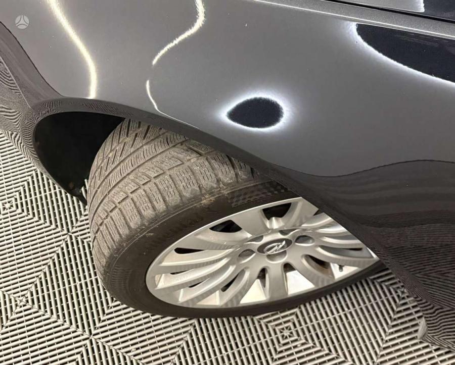 Melns Opel Insignia 2014 Marijampole, ar dzinēja tilpumu 1.96 L un nobraukumu 280 tūkst. km par 6250 €, foto 28 vietnē AUTOMOTO.COM.LV