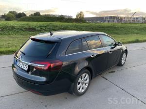 Melns Opel Insignia 2014 Rīga, ar dzinēja tilpumu 2.00 L un nobraukumu 355 tūkst. km par 4400 €, foto 5 vietnē AUTOMOTO.COM.LV