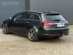 Melns Opel Insignia 2014 Talsi, ar dzinēja tilpumu 2.00 L un nobraukumu 282 tūkst. km par 4970 €, foto 5 vietnē AUTOMOTO.COM.LV