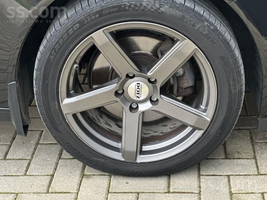 Melns Opel Insignia 2014 Talsi, ar dzinēja tilpumu 2.00 L un nobraukumu 282 tūkst. km par 4970 €, foto 8 vietnē AUTOMOTO.COM.LV