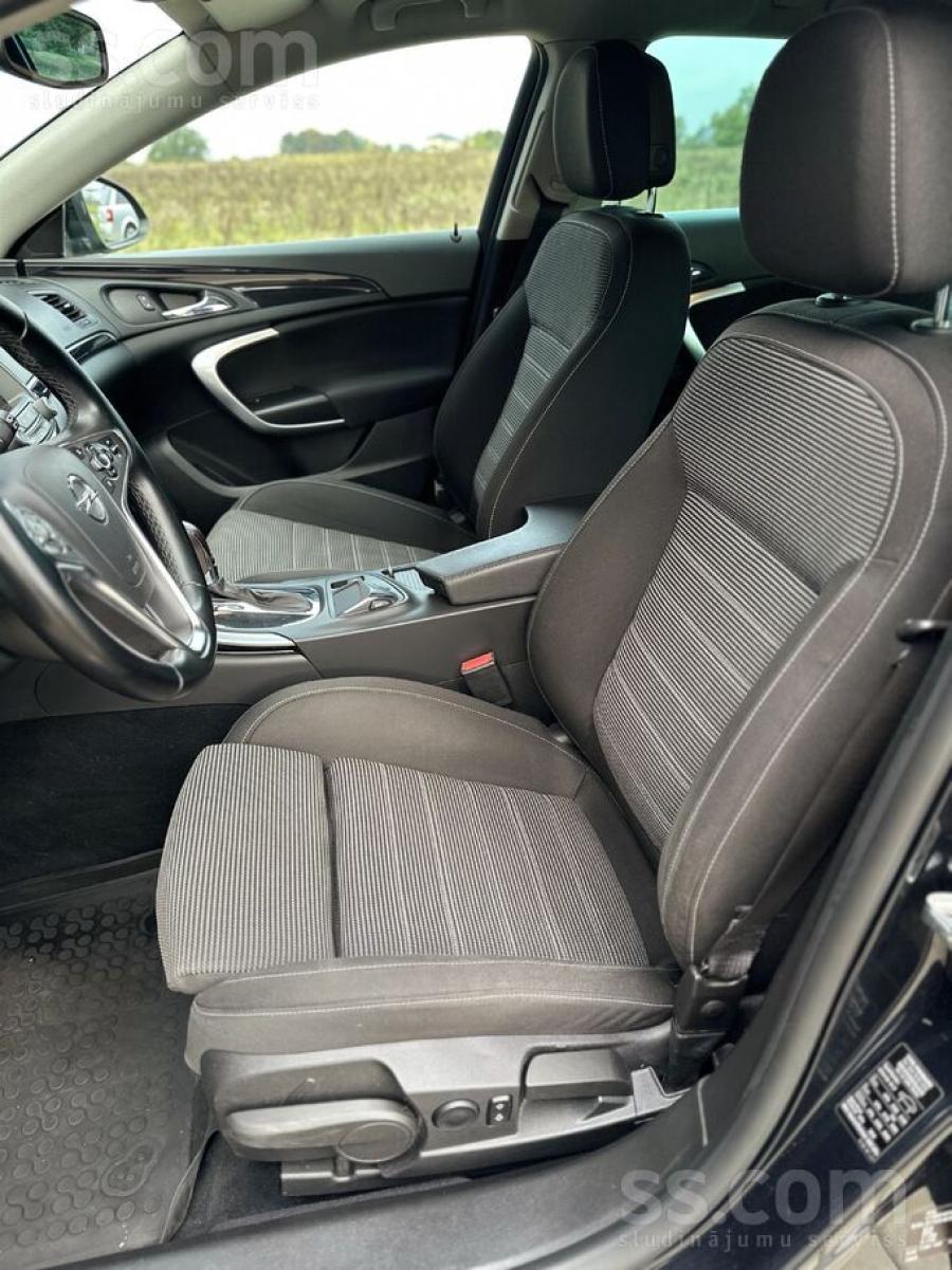 Melns Opel Insignia 2014 Talsi, ar dzinēja tilpumu 2.00 L un nobraukumu 282 tūkst. km par 4970 €, foto 11 vietnē AUTOMOTO.COM.LV