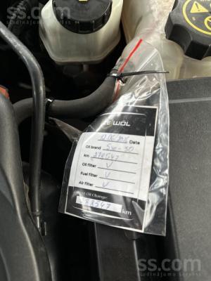 Melns Opel Insignia 2014 Talsi, ar dzinēja tilpumu 2.00 L un nobraukumu 282 tūkst. km par 4970 €, foto 23 vietnē AUTOMOTO.COM.LV
