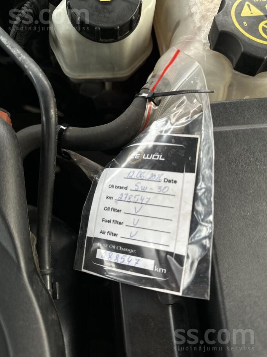 Melns Opel Insignia 2014 Talsi, ar dzinēja tilpumu 2.00 L un nobraukumu 282 tūkst. km par 4970 €, foto 23 vietnē AUTOMOTO.COM.LV