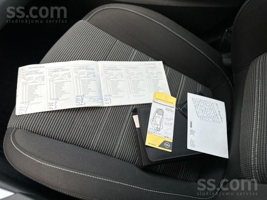 Melns Opel Insignia 2014 Talsi, ar dzinēja tilpumu 2.00 L un nobraukumu 282 tūkst. km par 4970 €, foto 27 vietnē AUTOMOTO.COM.LV
