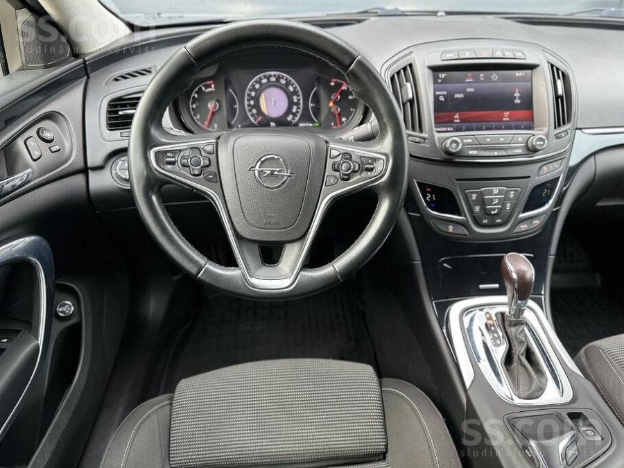 Melns Opel Insignia 2014 Talsi, ar dzinēja tilpumu 2.00 L un nobraukumu 282 tūkst. km par 4970 €, foto 34 vietnē AUTOMOTO.COM.LV