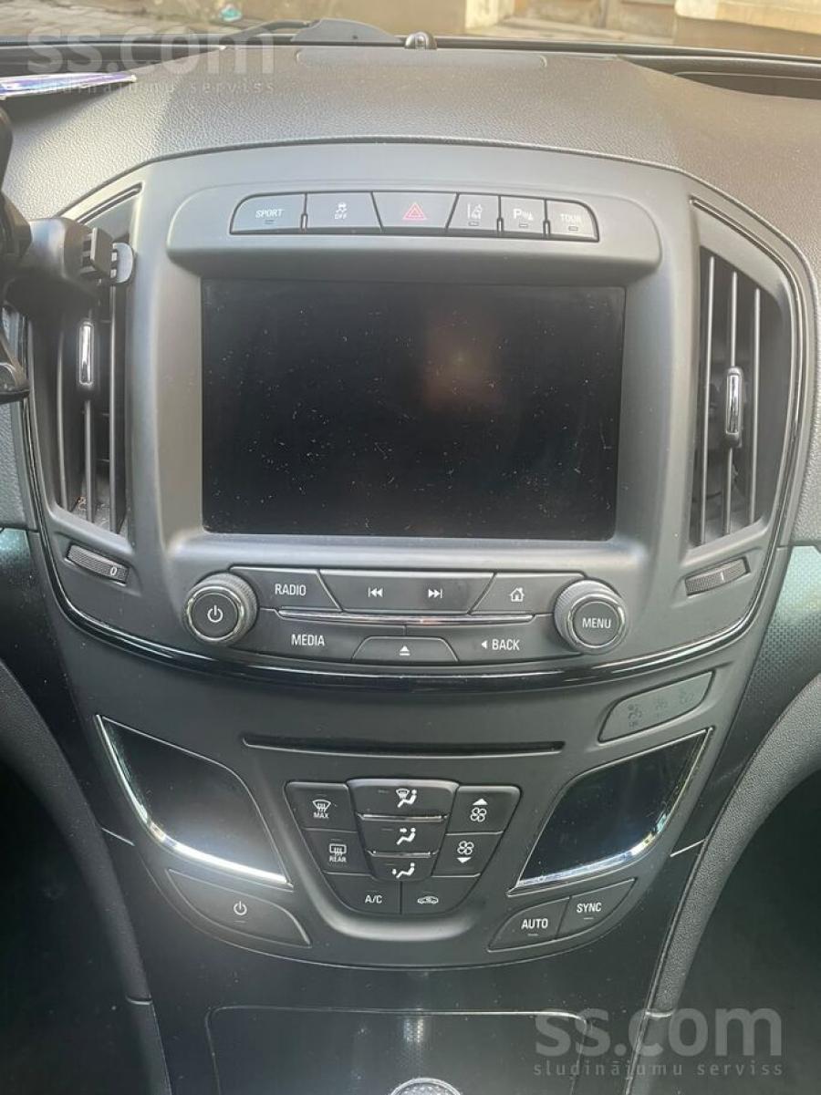 Melns Opel Insignia 2014 Cēsis, ar dzinēja tilpumu 2.00 L un nobraukumu 303 tūkst. km par 6500 €, foto 12 vietnē AUTOMOTO.COM.LV