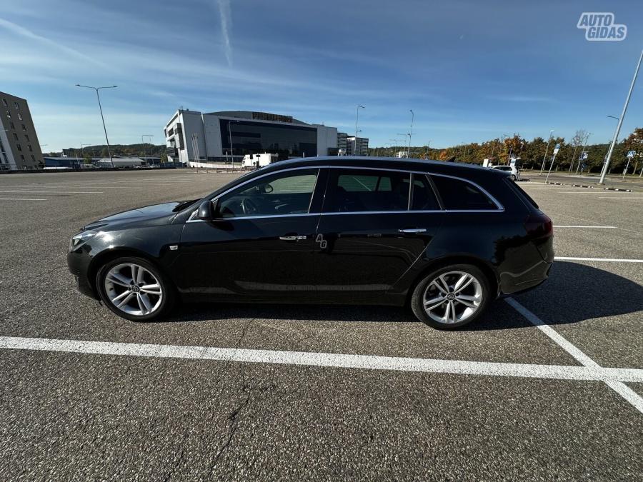 Black Opel Insignia 2014 in Vilnius, with an engine capacity of 2.00 L and mileage of 262 thousand km for 6400 €, photo 6 on AUTOMOTO.COM.LV