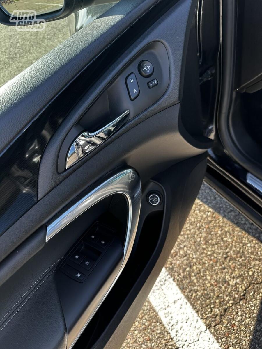 Black Opel Insignia 2014 in Vilnius, with an engine capacity of 2.00 L and mileage of 262 thousand km for 6400 €, photo 11 on AUTOMOTO.COM.LV